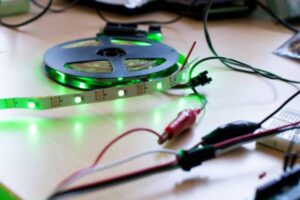 How To Reconnect Cut Led Strips Without Connectors Easily - Creative Light