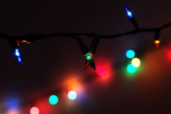 How Long Do Incandescent Christmas Lights Last Actually - Creative Light